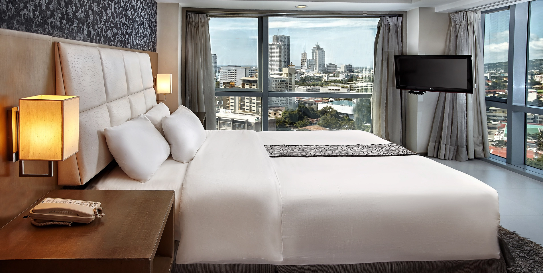 Rooms & Suites | Quest Hotel Cebu QHCC