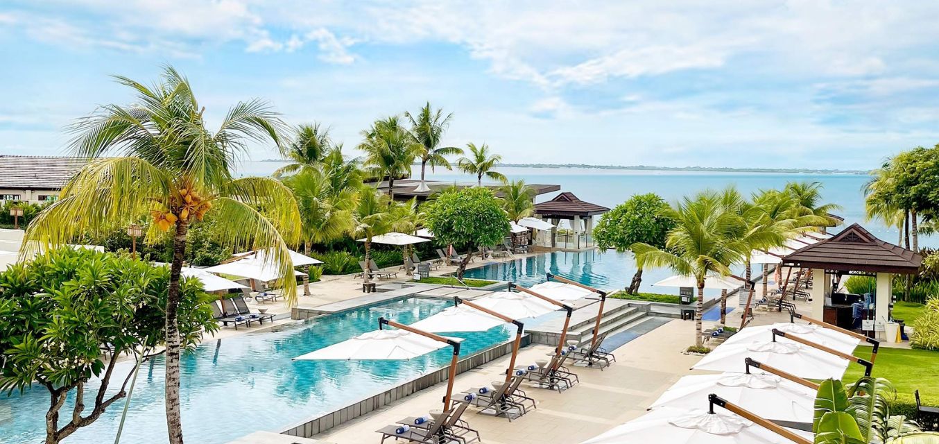 Experience the Best Infinity Pool in Cebu at Crimson Resort & Spa ...